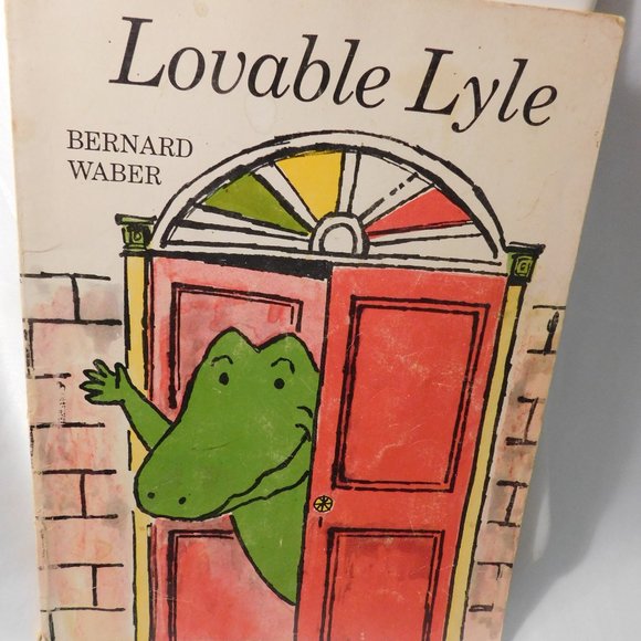 lovable lyle book | Accents | Lovable Lyle By Bernard Waber Vintage ...